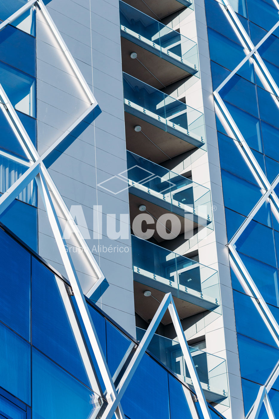 Alucoil Design - Aas Eesti Telekom Commercial building