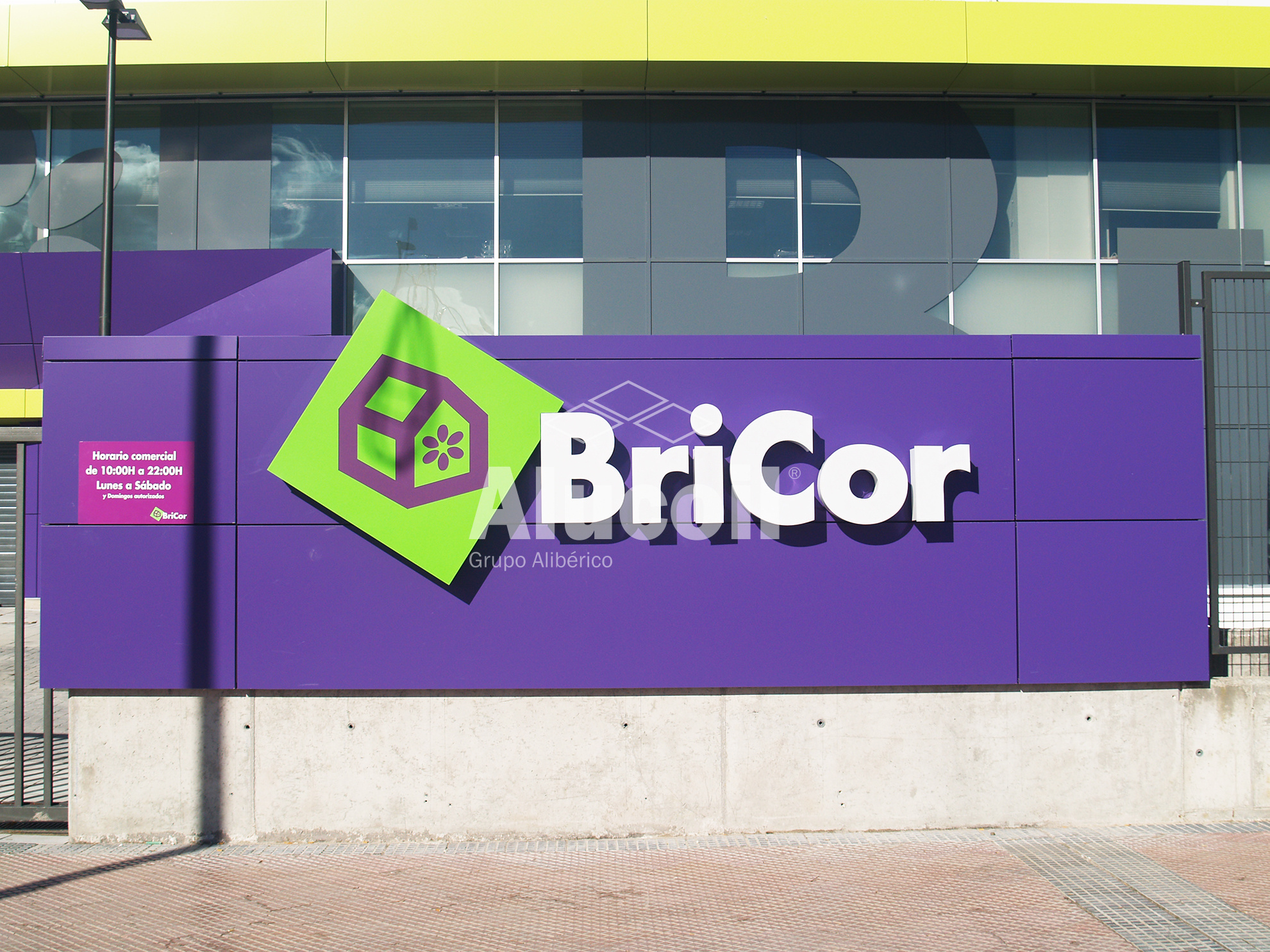 Alucoil Design - BriCor