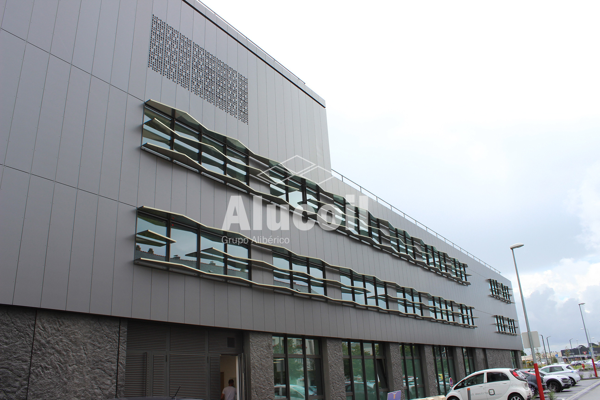 Alucoil Design - Infinity building