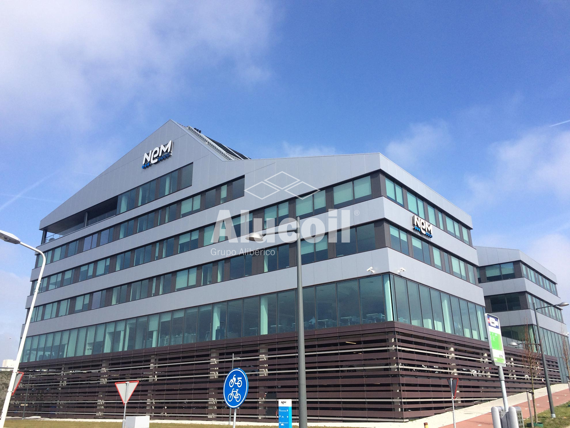 Alucoil Design - NEM Headquarters